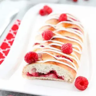 Raspberry Breakfast Braid | Dessert Now Dinner Later